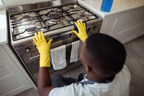 Who Repairs Gas Lines? | Who to Trust & Call